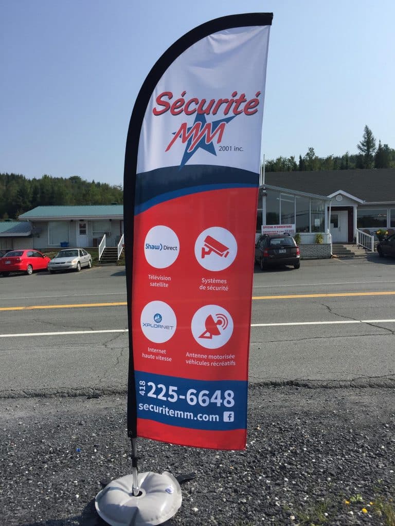 Windsail Flag Produced in Montreal (canvas and structure) - M&M Graphic